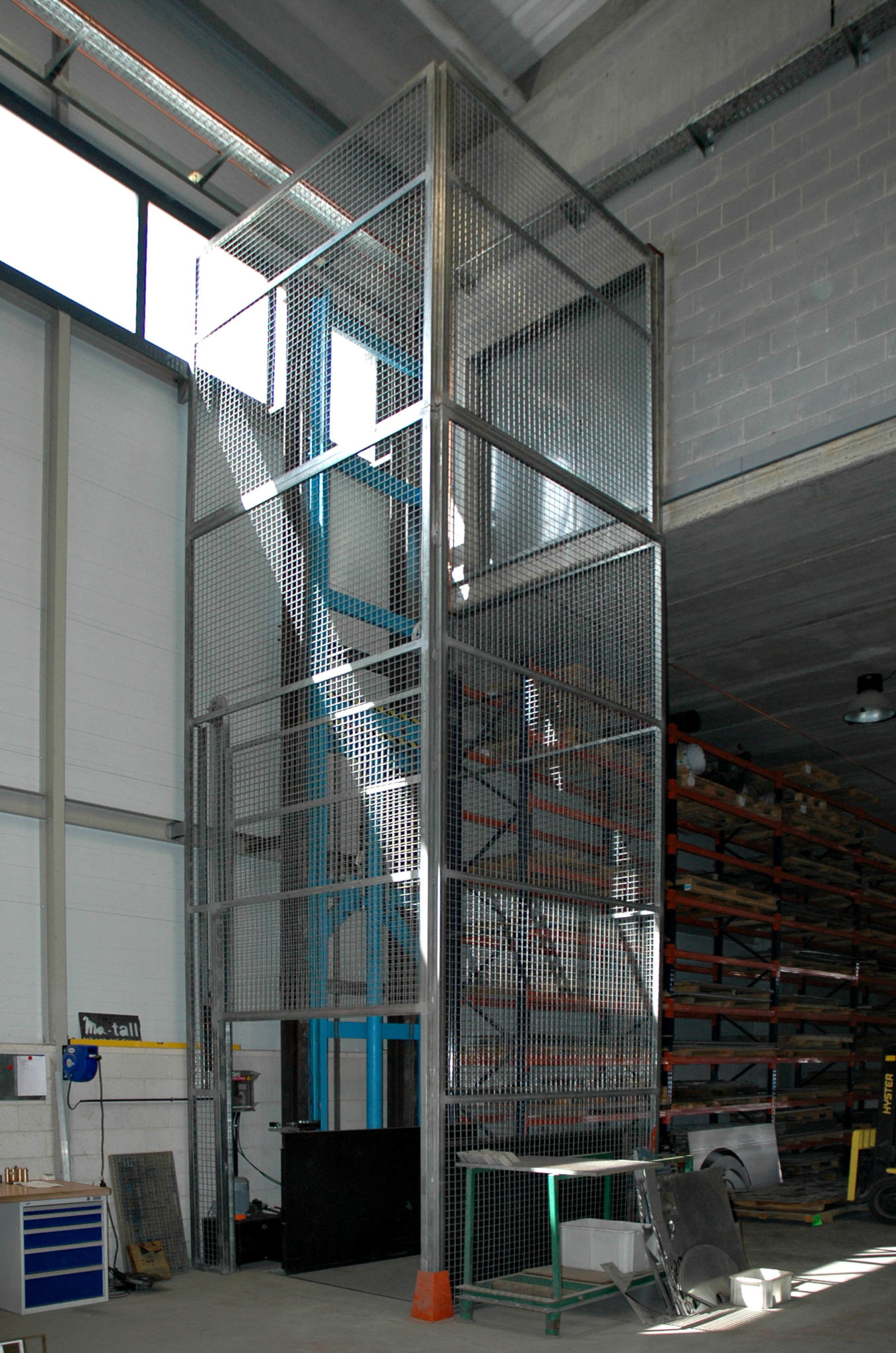 Monte charge hydraulique ou électrique - FIM'PRO